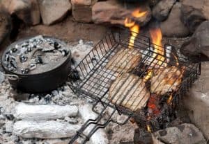 Cooking at Camp: Outdoor Cooking Methods to Make Delicious Camping ...